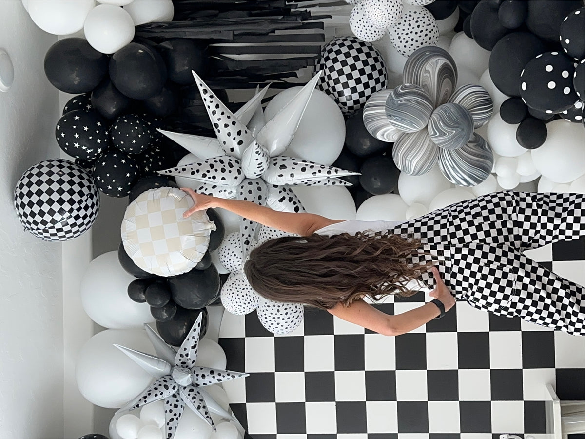 Check It: Cream/ White Sand/ Matte Beige and White Checkered Balloon ...